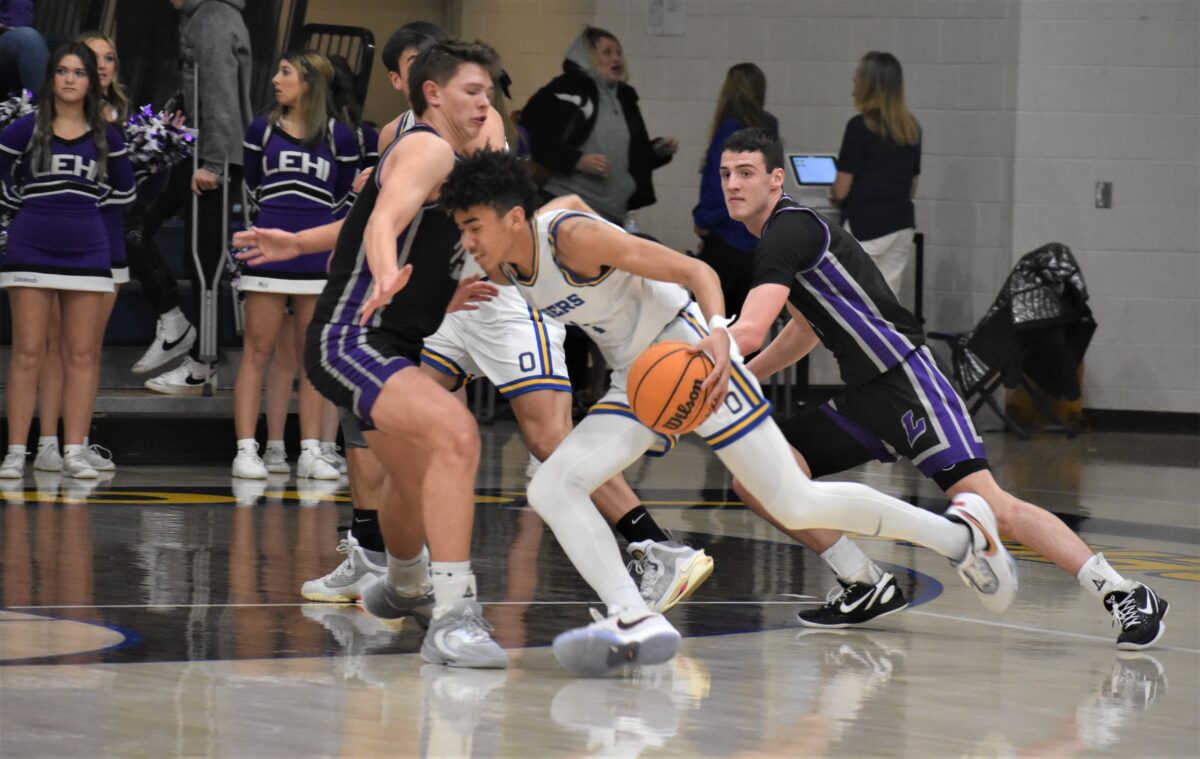 Lehi closes out Orem to stay unbeaten in Region 8 | News, Sports, Jobs ...